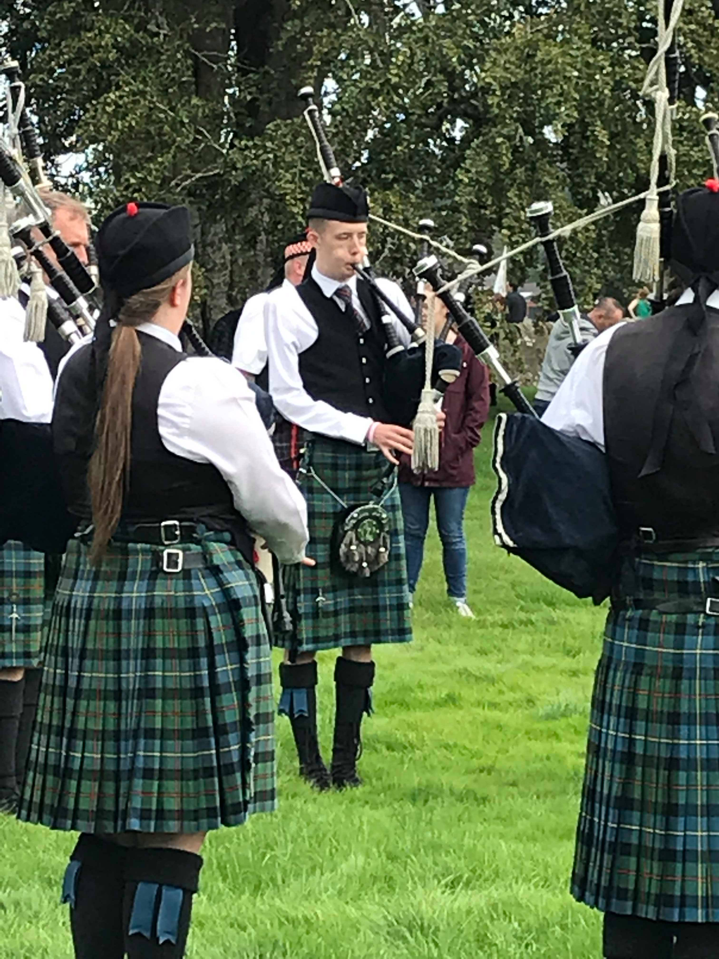 Eden - Traditional Highland Bagpiper for Hire | TPE