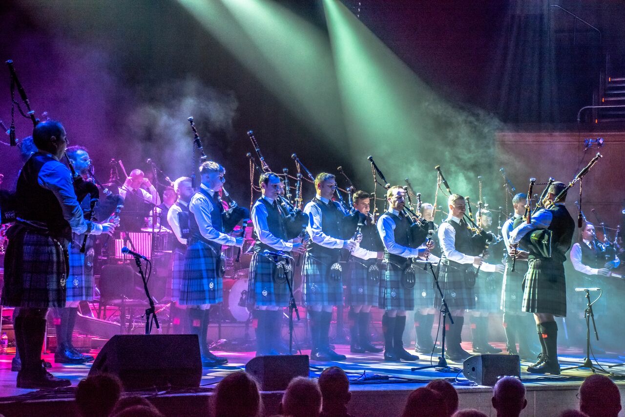 Robbie - Traditional Highland Bagpiper for Hire | TPE