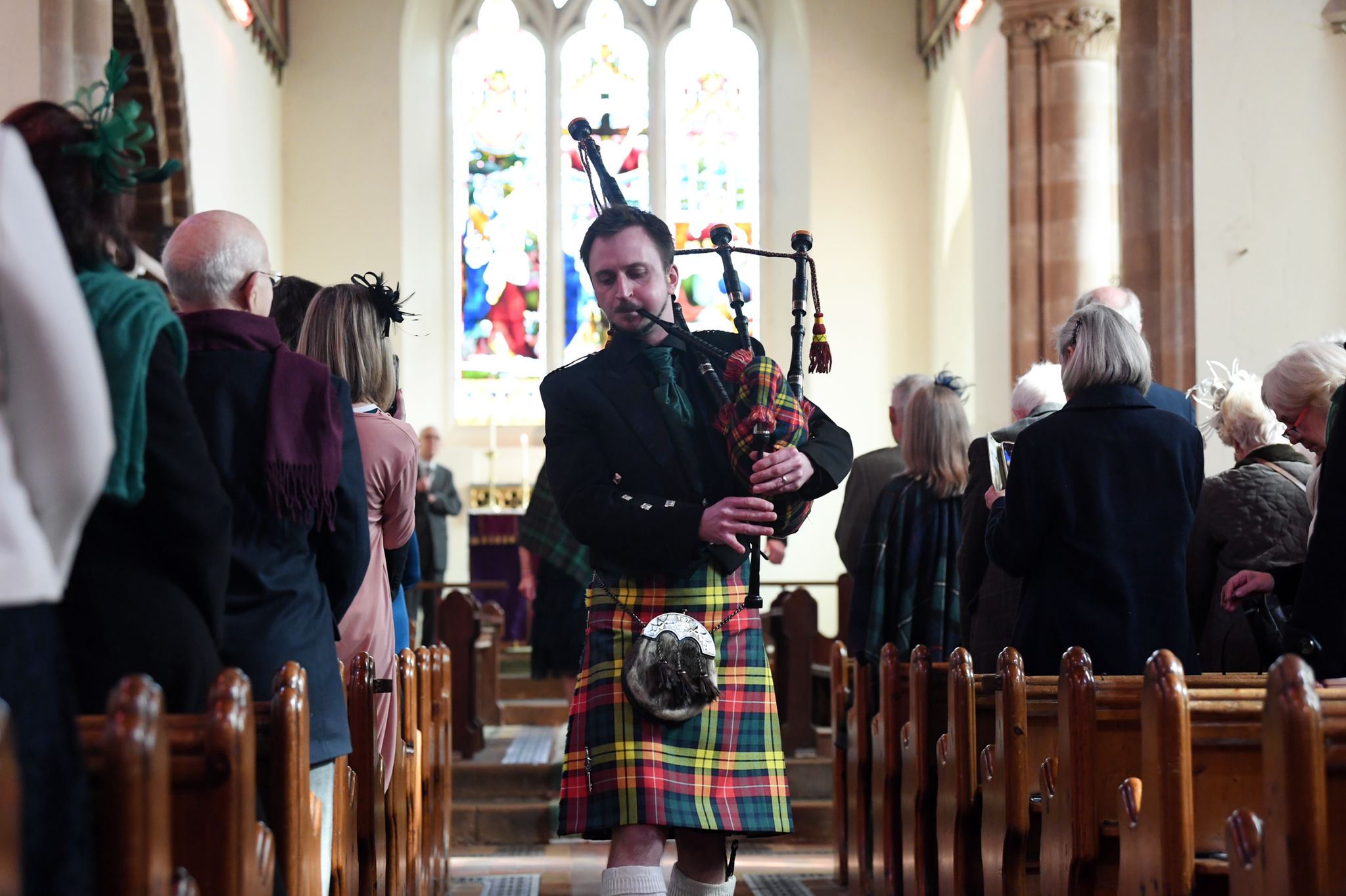 Linton - Traditional Highland Bagpiper for Hire | TPE