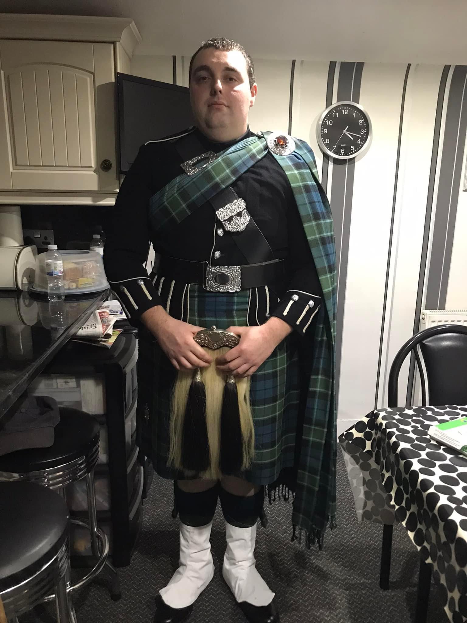 Euan C - Traditional Highland Bagpiper for Hire | TPE